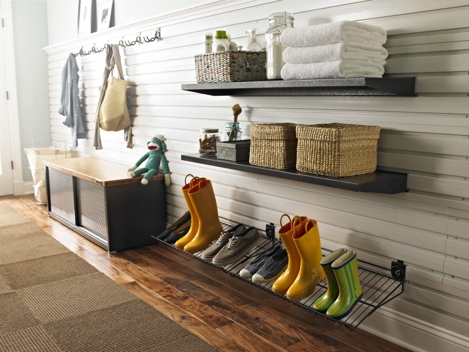 THESE GARAGE SHOE ORGANIZATION IDEAS MAY SAVE YOU FROM SHOES PILE ISSUE ...