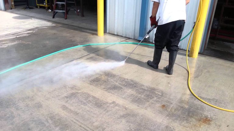 HOW TO CLEAN GARAGE FLOOR QUICKLY AND EFFICIENTLY - GARAGE GUIDES